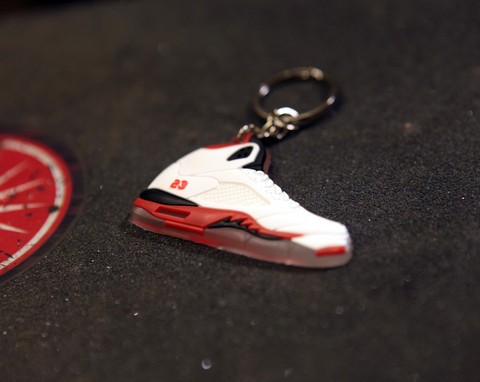 Air Jordan V ’Fire Red’ Keychain